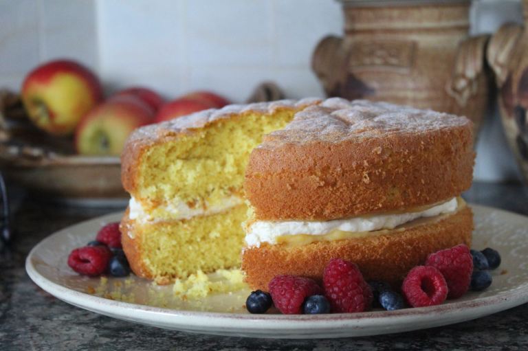 Lemon Curd Sponge Cake – The Baking Nutritionist